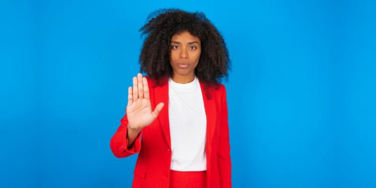 The Ultimate Guide to Handling Customer Objections with Confidence and ...